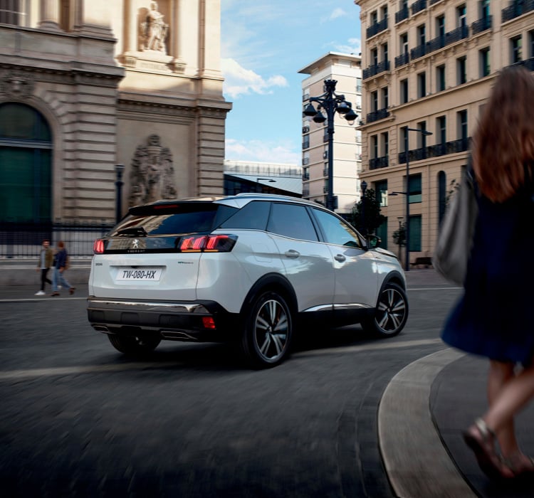 PEUGEOT 3008: MẪU XE VỚI HƠN 70 GIẢI THƯỞNG TOÀN CẦU | PEUGEOT VIỆT NAM