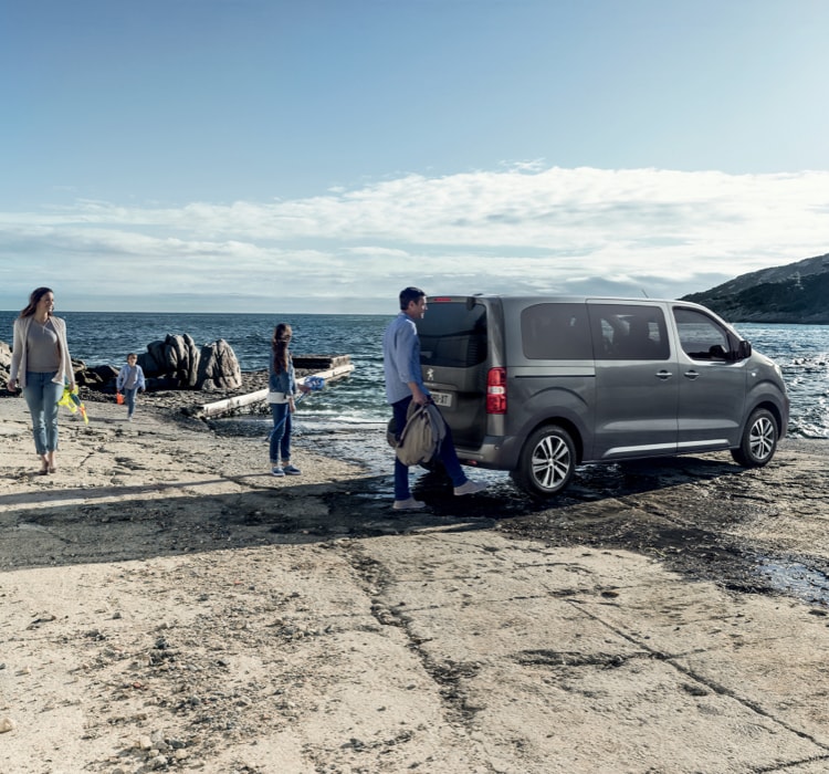 PEUGEOT TRAVELLER - LỰA CHỌN HÀNG ĐẦU CỦA DOANH NHÂN